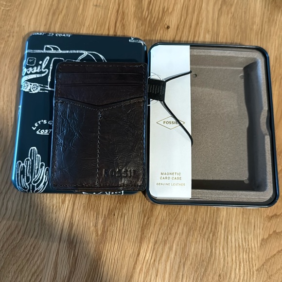 Fossil | Accessories | Fossil Card Wallet | Poshmark